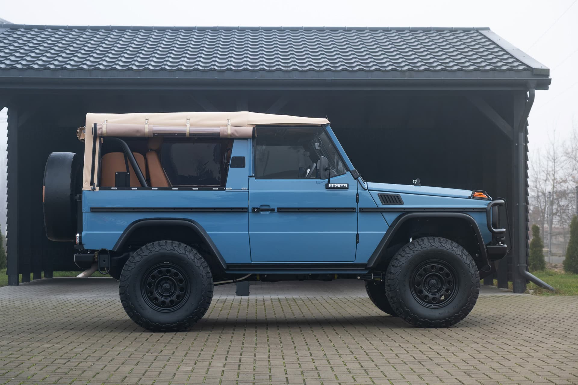 1991 250GD Wolf 079142 - Expedition Motor Company